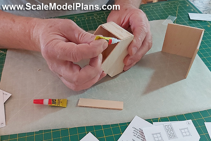 Make Your Own Glitter Houses - Part 2